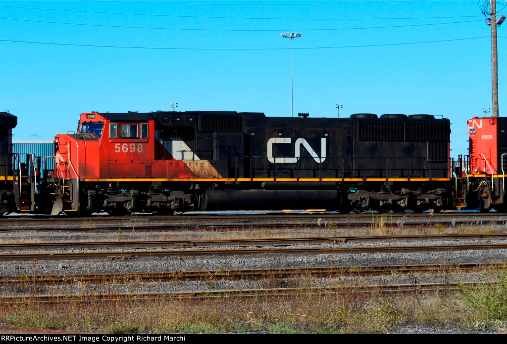 CN 5698